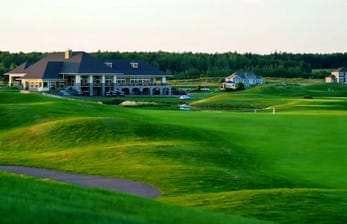 Royal Oaks Golf Club - Établissement de simulateur de golf à Moncton ...